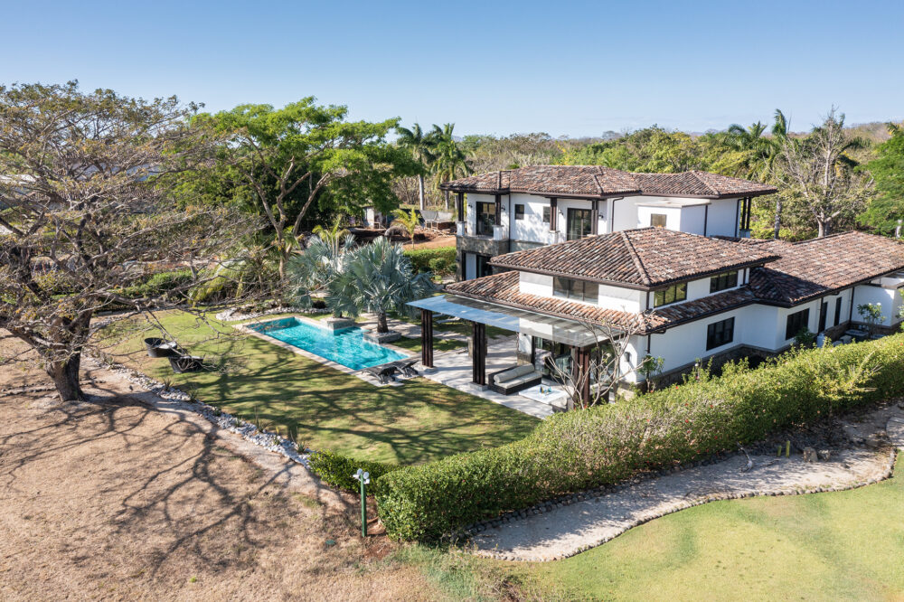 Golf Course Home In Exclusive Gated Community - RPM Vacation Rentals